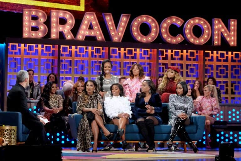 Lisa Vanderpump Avoids RHOBH Costars at WWHL BravoCon, See PICS