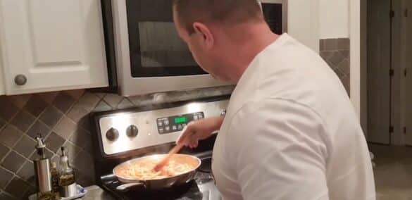PICS: RHONJ's Joe Giudice Shows Off Bahamas Home, Talks Work