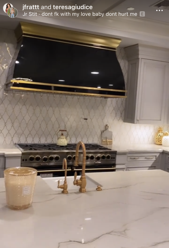 PICS: RHONJ Teresa Giudice Shows Off Kitchen in $3 Mil Home