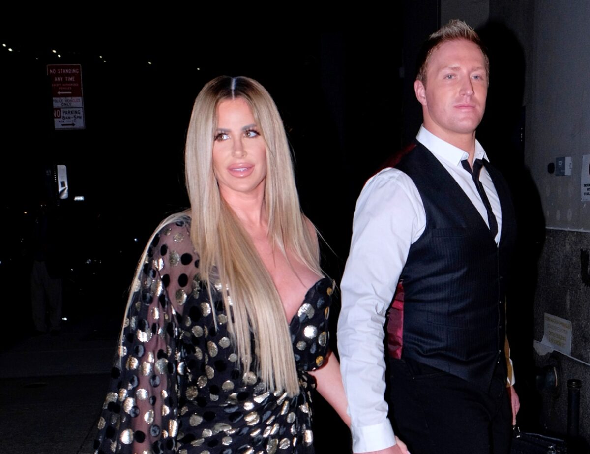 PHOTO: Kim Zolciak and Kroy Take Kids to Church Amid Divorce