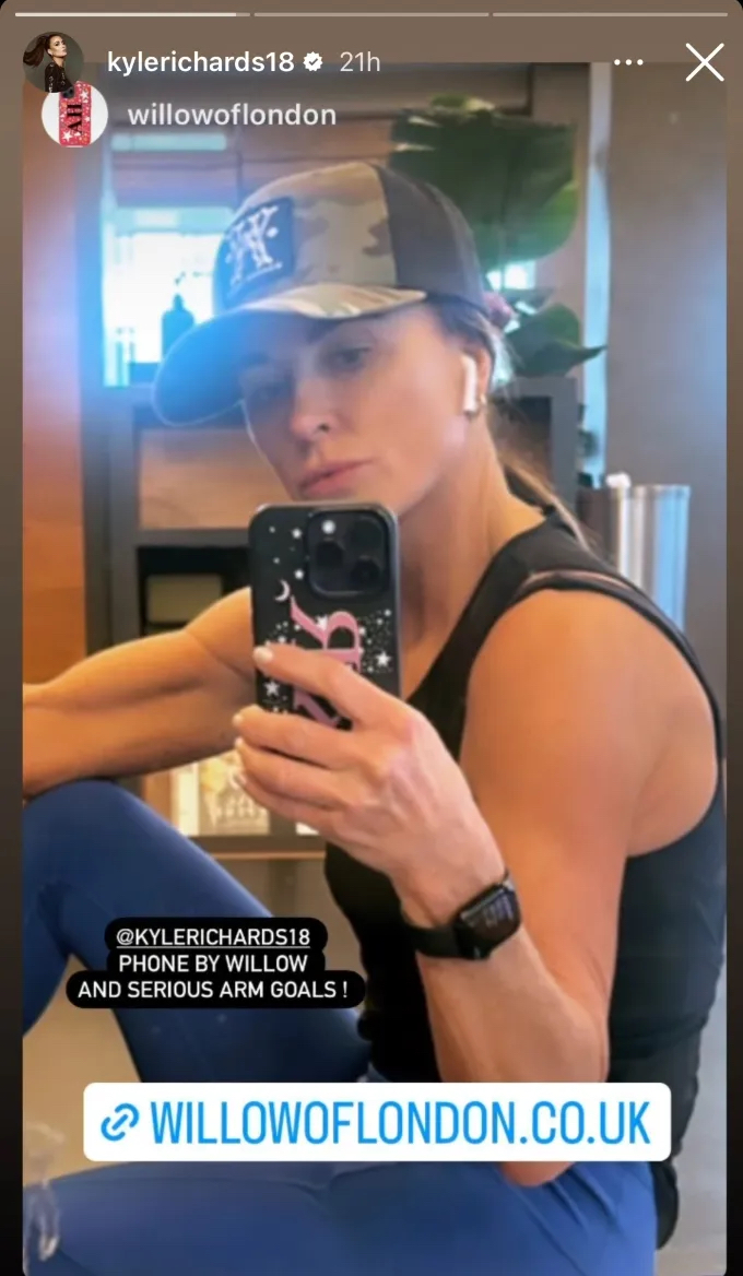 PIC: Kyle Richards Flexes For Haters Amid Backlash Over Look