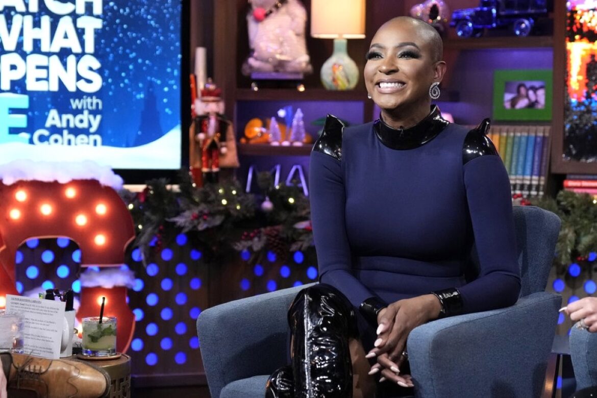 RHOM: Guerdy Abraira Was Disinvited From Party by RHOBH Star