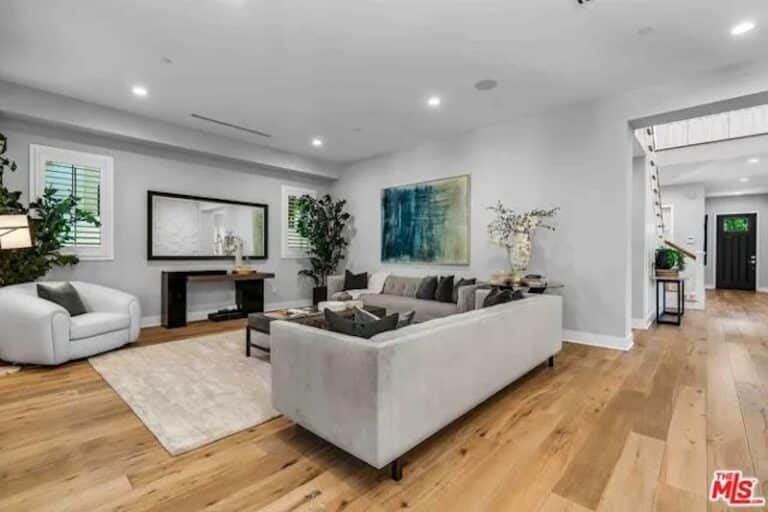 PHOTOS: Scheana Shay Buys a $2.5 Million Home, See Inside