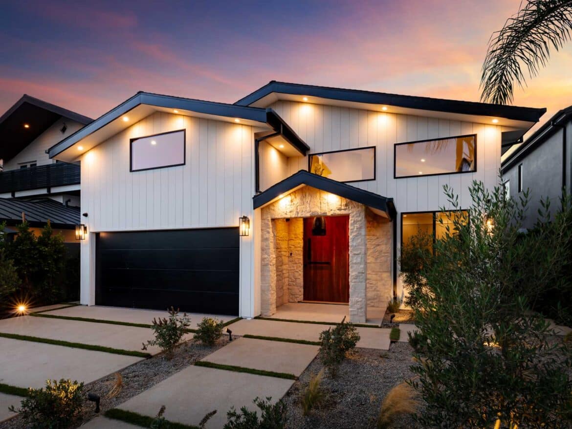 PHOTOS: Lala Kent Buys a $3.1 Million Mansion in LA, See Inside