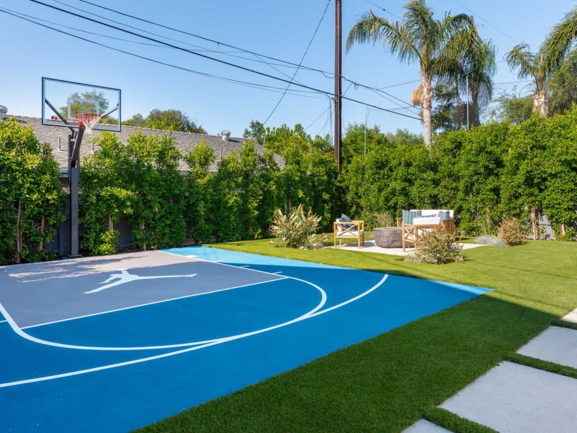 PHOTOS: Lala Kent Buys a $3.1 Million Mansion in LA, See Inside
