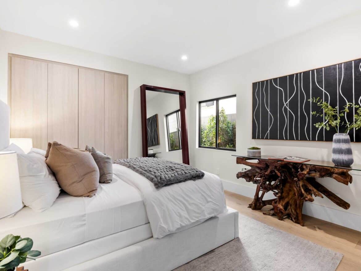 PHOTOS: Lala Kent Buys a $3.1 Million Mansion in LA, See Inside