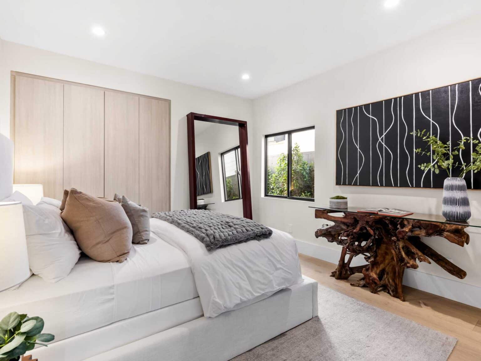 PHOTOS: Lala Kent Buys a $3.1 Million Mansion in LA, See Inside