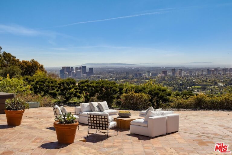 PICS: Heather & Terry Dubrow List Beverly Hills Home for $25 Mil