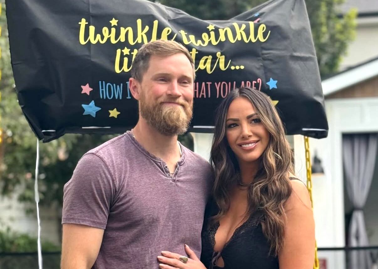 PHOTO: The Valley Stars Kristen Doute and Luke Broderick Welcome 1st Child