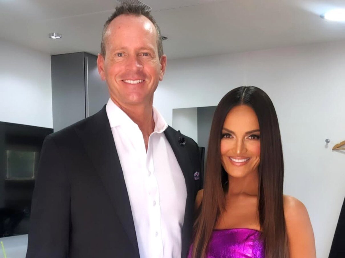 Lisa Barlow Reacts to Psychic's Bombshell About Her Marriage to John in RHOSLC Trailer ...