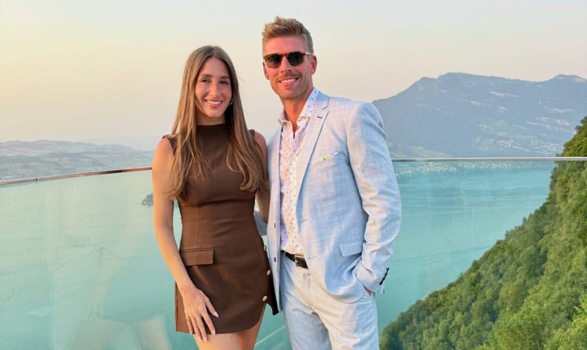 PHOTOS: Kyle Cooke and Amanda Batula Smile After 'In the City' Reunion