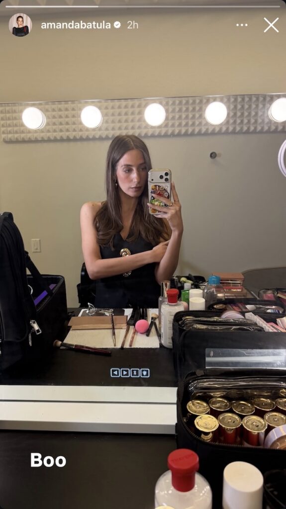 Amanda Batula Returns to Instagram After Weeks of Silence as Insiders ...